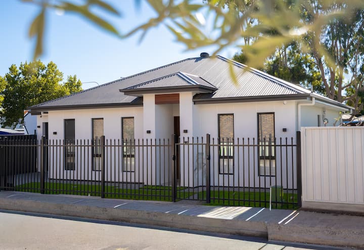 Cosy Retreat Hilton, Prime Location(cbd& Airport) - Adelaide