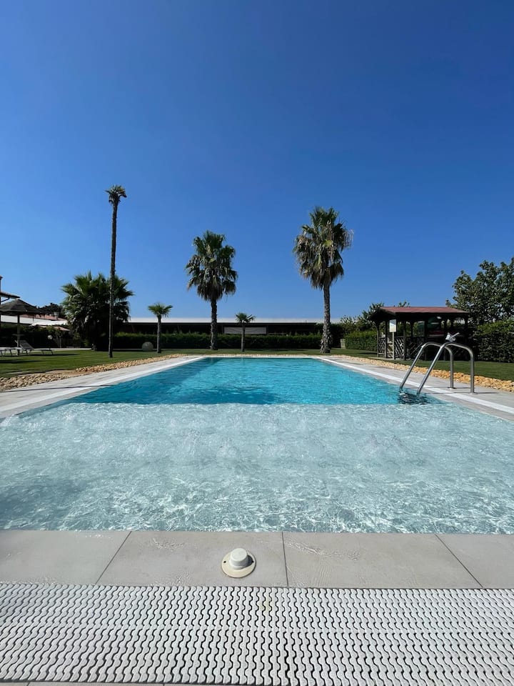 Appartamento Moderno Vicino Alla Spiaggia Piscina - Jesolo