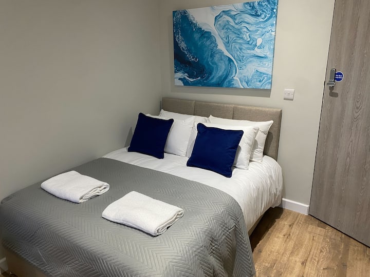 3-bed Apt – 8 Min Tram To Nottingham City Centre - Nottingham Trent University