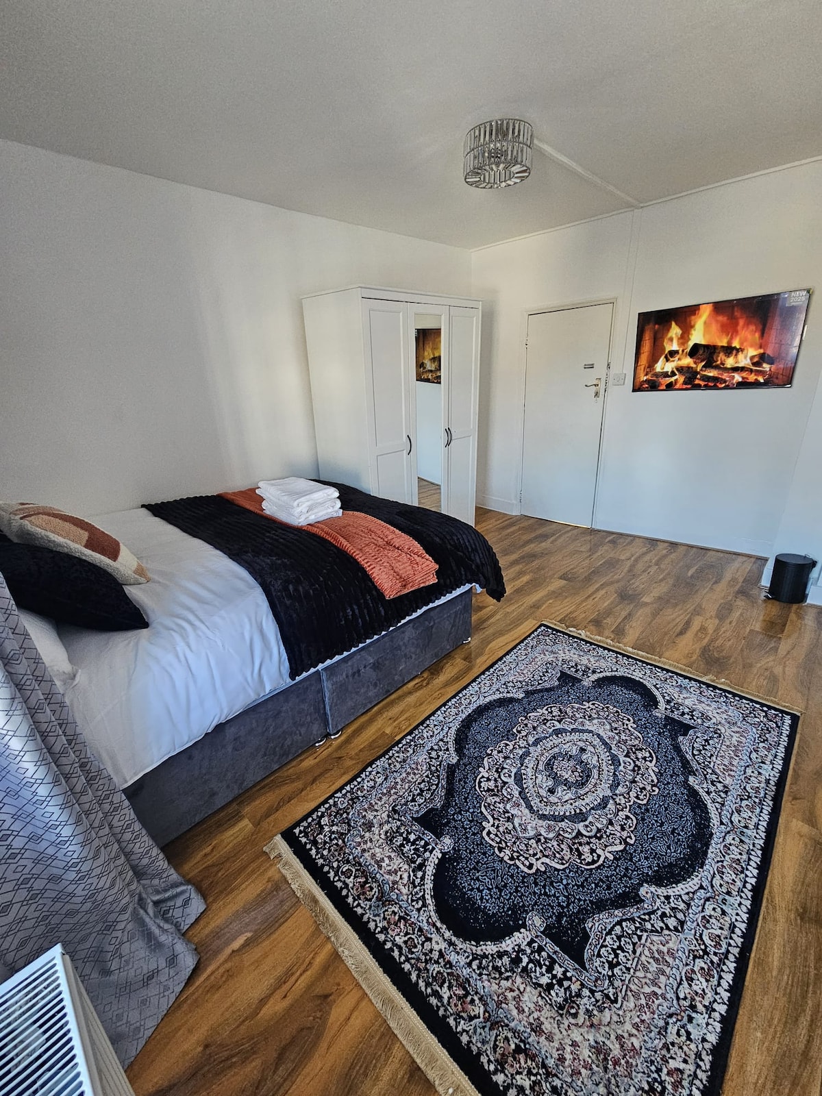 Elegant Studio Retreat in SE17 | Stylish & Private - Flats for Rent in ...