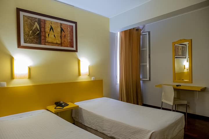 Residencial Chafariz Quarto Twin - Funchal