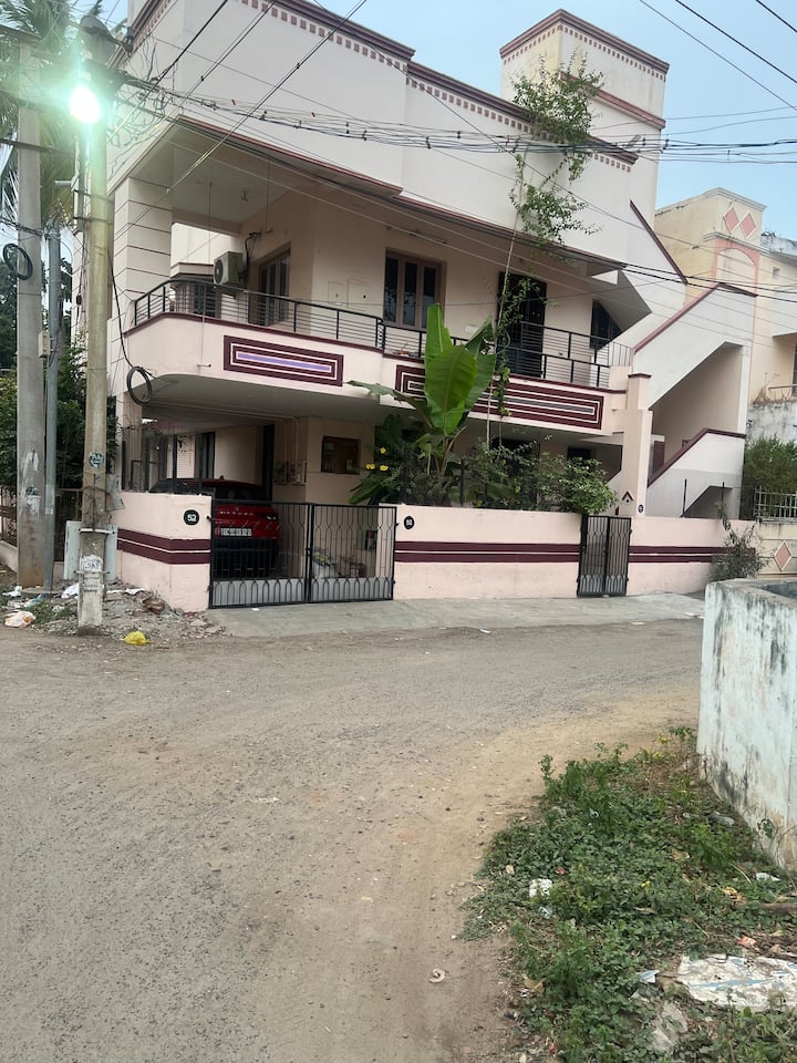 Srirangam Service Apartment - Tiruchirappalli