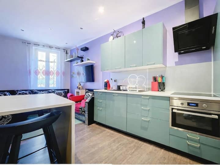 Superbe 3 Pièces Cœur Du Vieux Port De La Ciotat - Cassis