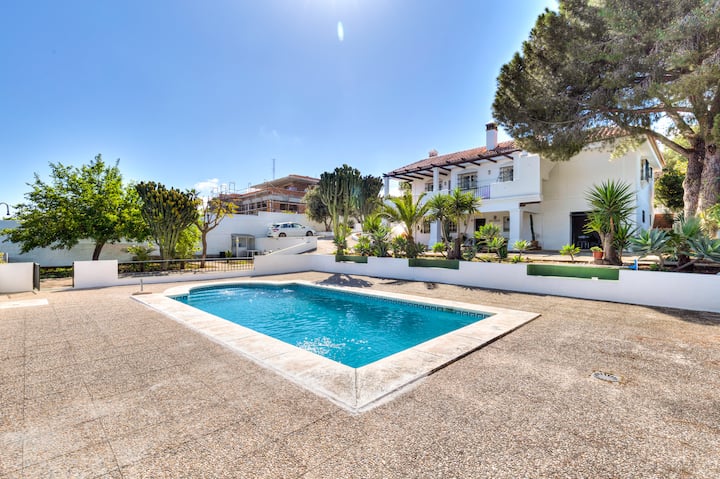 Privé Zwembad, 20 Min Van Malaga En Het Strand - Málaga