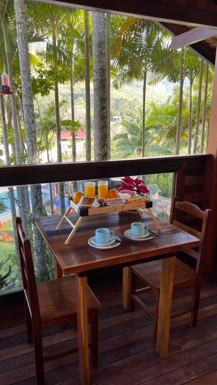 Cabana Romântica Na Natureza Com Piscina - Itapema