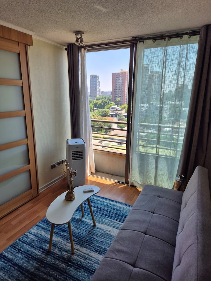 Vista Al San Cristobal | Cama King Y Ac | Céntrico - Providencia