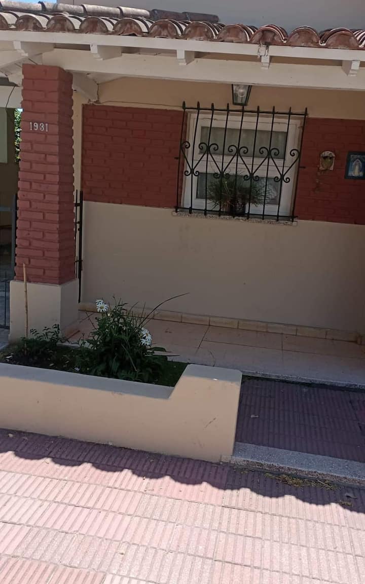 Alquiler, En Temporada Baja, En Miramar. - Miramar