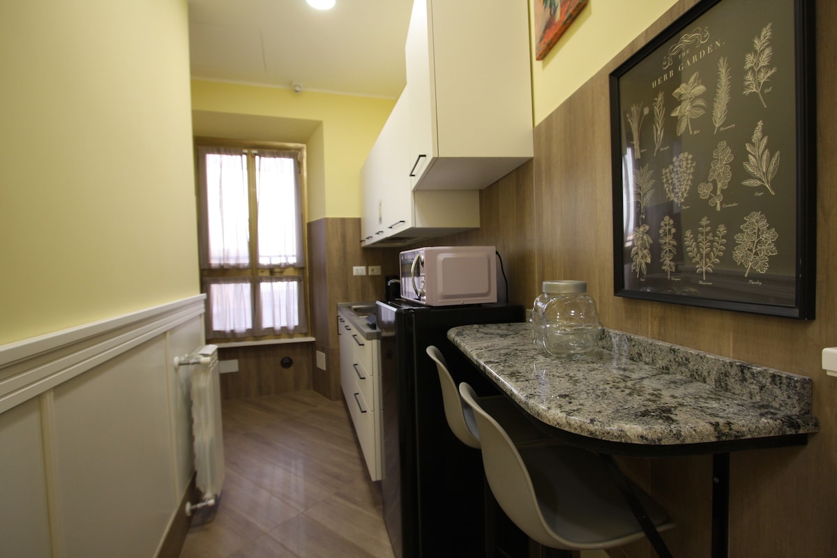 Noel 2 - Triple room in Piramide - Flats for Rent in Rome, Lazio, Italy ...