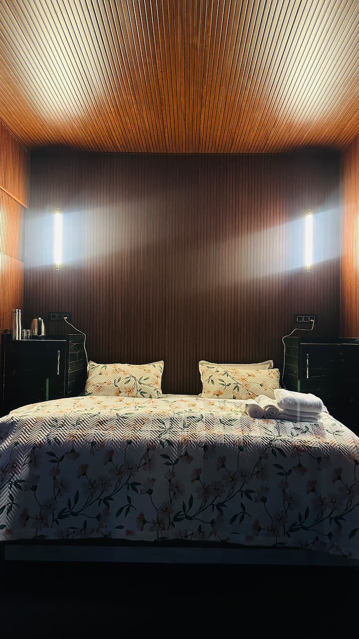 Cabin By We Are Made Of Stories- Wamos - Joshimath