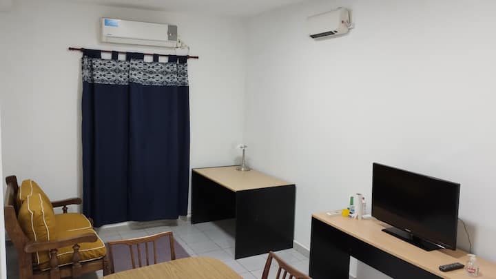 Casa Céntrica, Muy Práctica, Cómoda Y Completa. - La Rioja