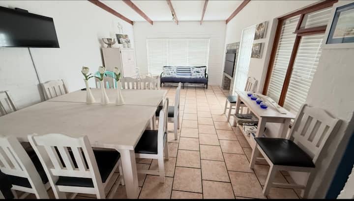 Onrus Holiday Home - Hermanus