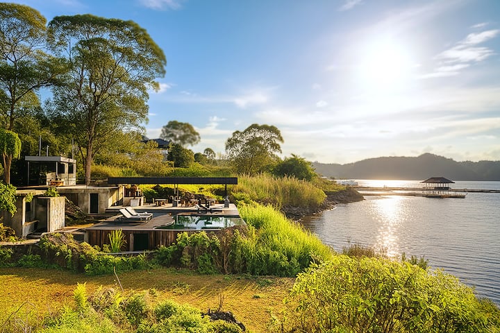 Serene Lakefront Retreat Kintamani - Bali