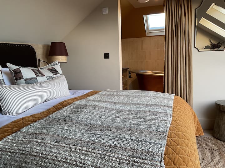 Captain Campbell's Cosy Cottage - Houses for Rent in Port Ellen ...