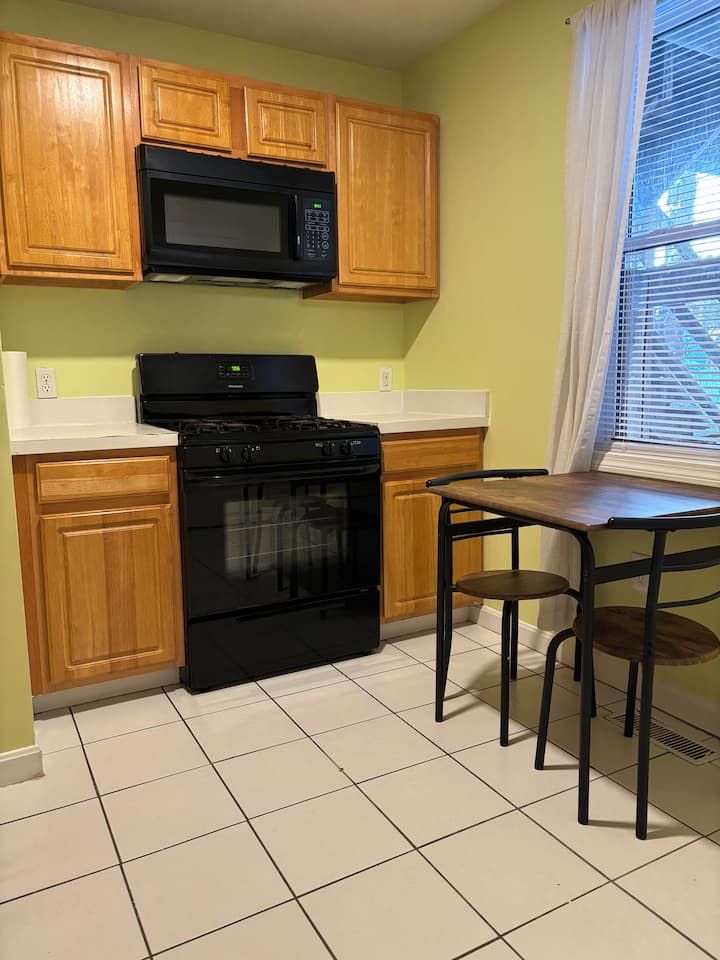 Cozy 1br Apt In Dedham, A Hop Away From Boston - Dedham, MA