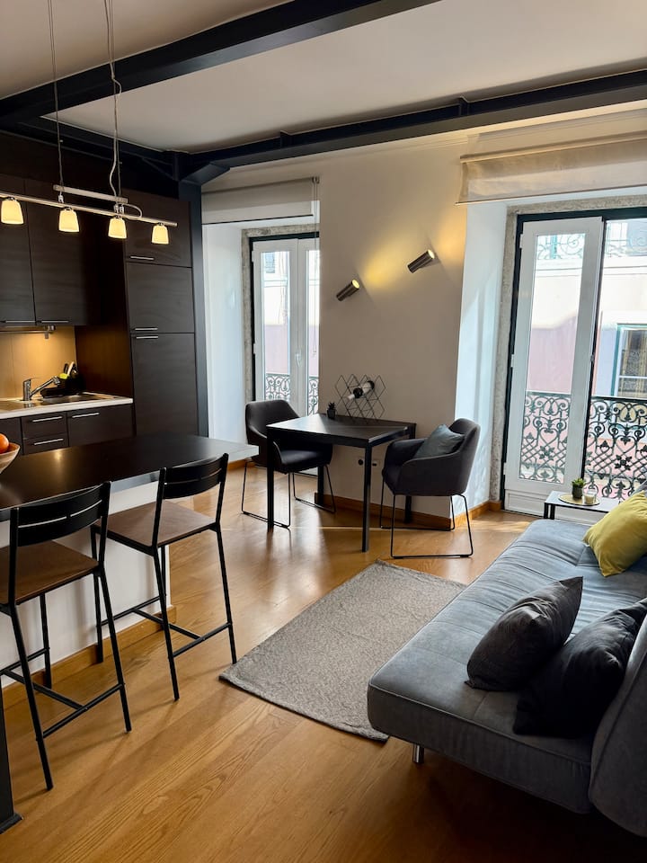 Welcoming Central Apartment Near Tram28&top Sights - Lissabon