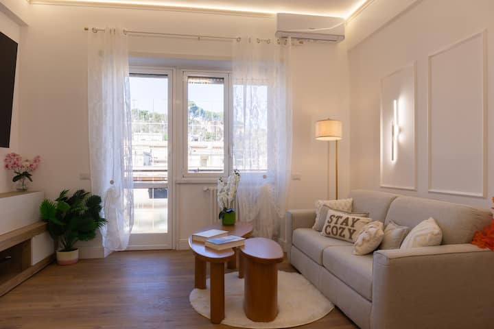 Vatican New Apt 3 Bedr, 8 Sleeps, 2 Bathr, 2 Balc - Italy