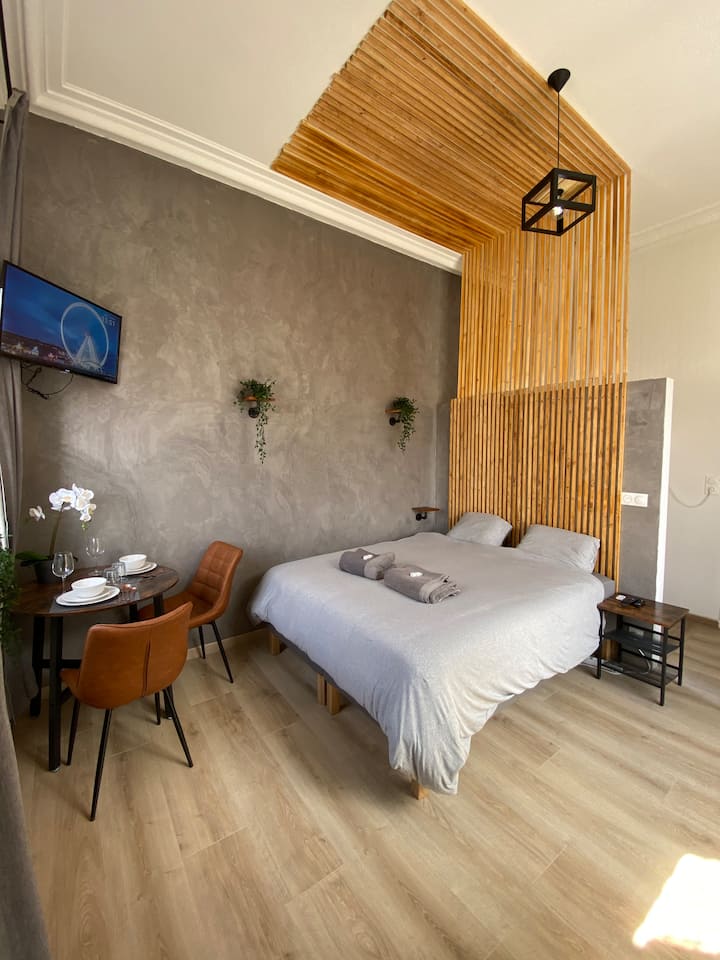 Factory*roubaix/lille*netflix*private Shower - Roubaix