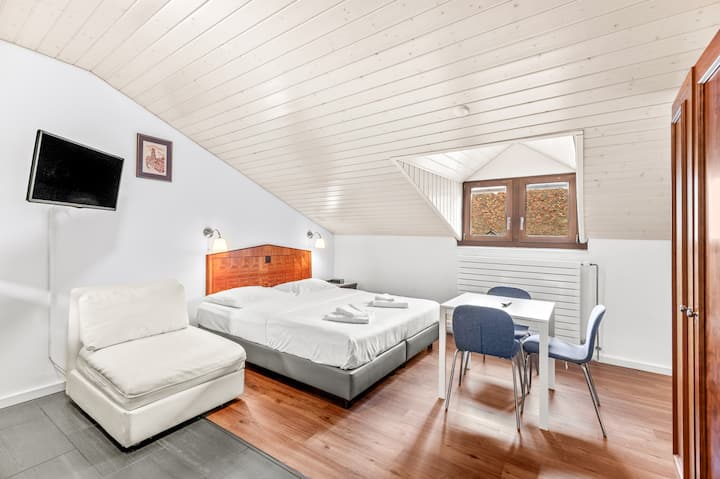 Petite Suite - Hine Adon Fribourg City - 夫里堡