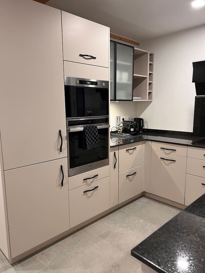 Maison Exceptionnelle De 170m2 Avec 5 Suites - Chevreuse