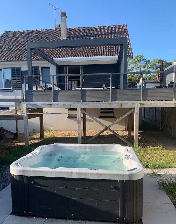 Maison En Bord De Mer | Piscine & Jacuzzi | 6 Pers - Hauteville-sur-Mer