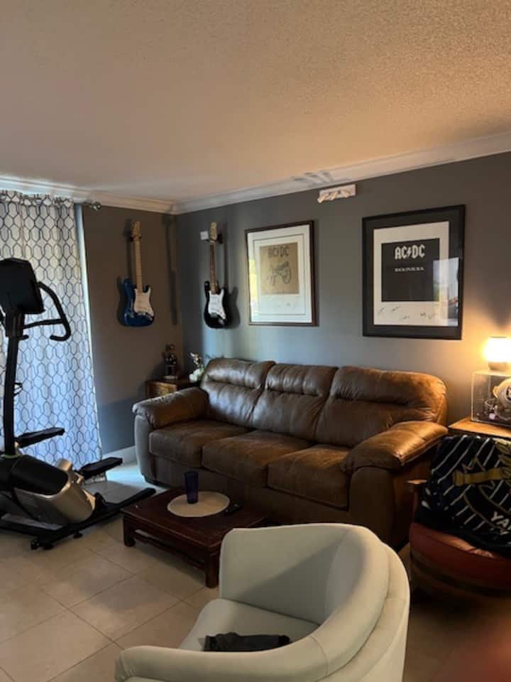 East Boca Raton Bliss 5 Min From Beach Fau - Boca Raton, FL