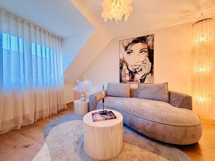 Stay & Style - Sandbeige Apartment, Komplett Neu - Karlsruhe