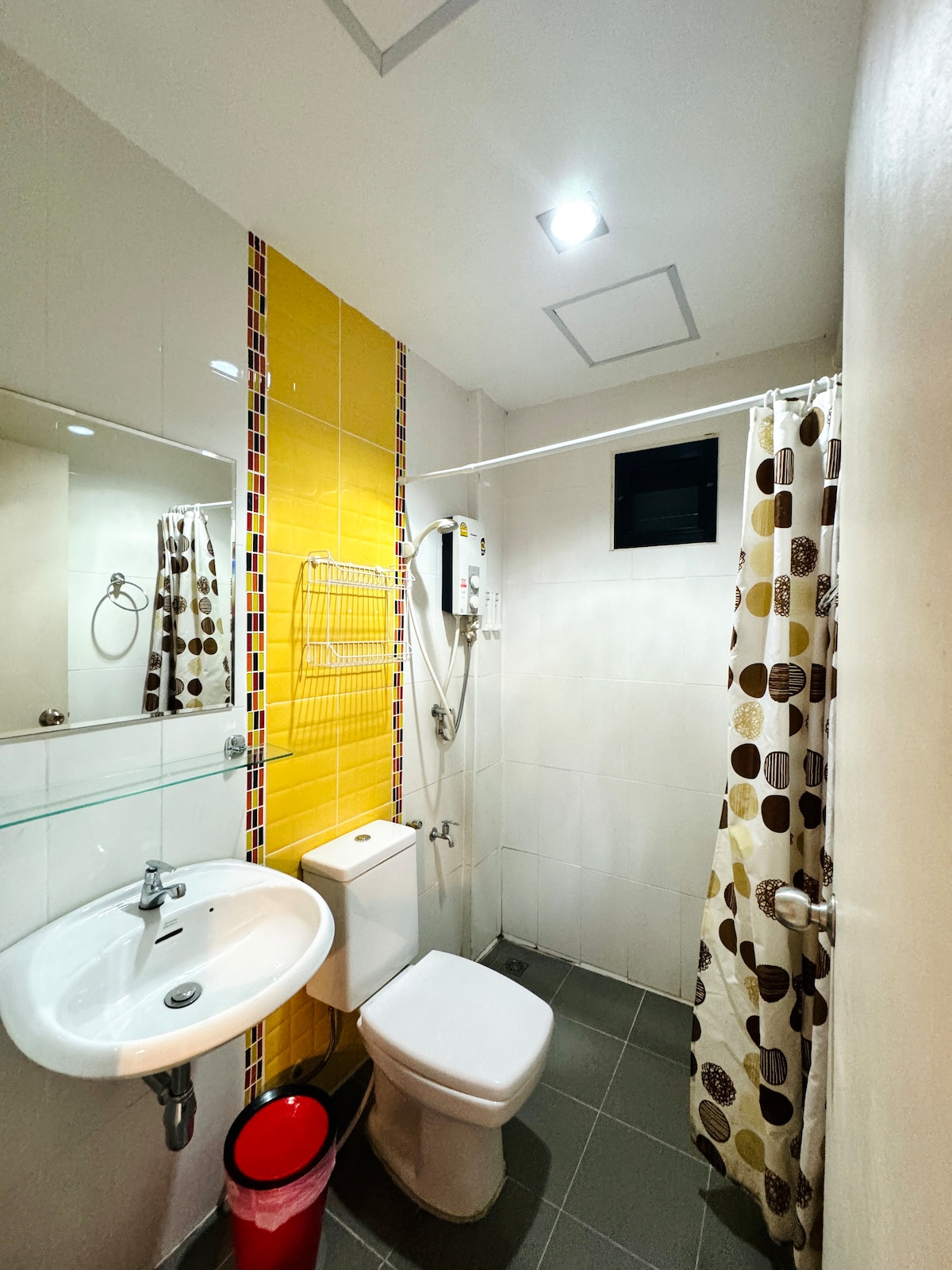 Nimman (bon emplacement) - Appartements à louer à Tambon Chang Phueak ...