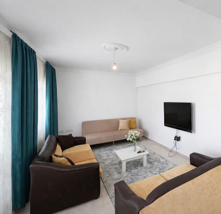 Girne Merkezi Casinolara Yürüme Mesafesinde Daire - Kyrenia