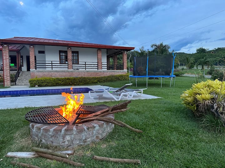 Casa Campestre En Chancos - Tuluá