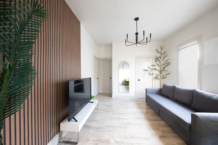 Modern Apt Near Airport | 7 Min To Downtown - Winthrop, MA