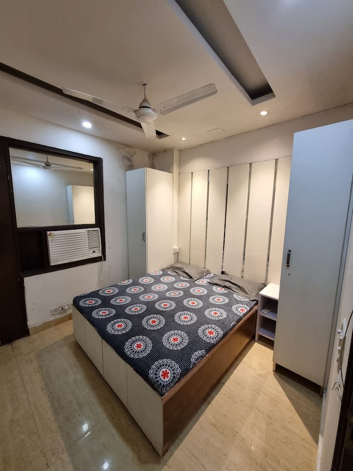 Mini Apartment In South Delhi - Nueva Delhi