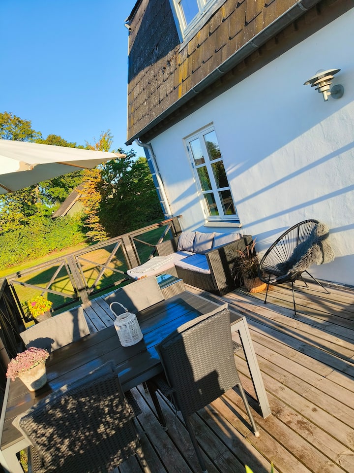 Dejlig Hus Med Go Plads Og Lukket Have. - Denmark