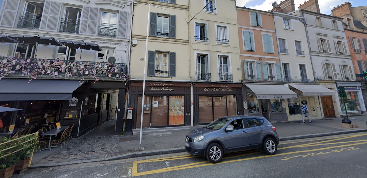 Bright apartment opposite City Hall - Apartments for Rent in ...