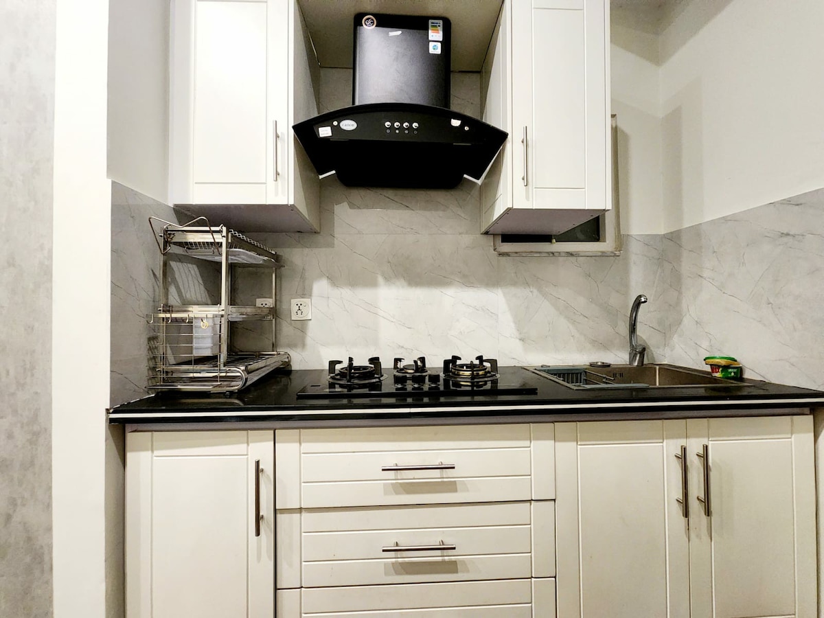 DE ELEVÈ 04' - Studio Apartment. - Flats for Rent in Rawalpindi, Punjab ...