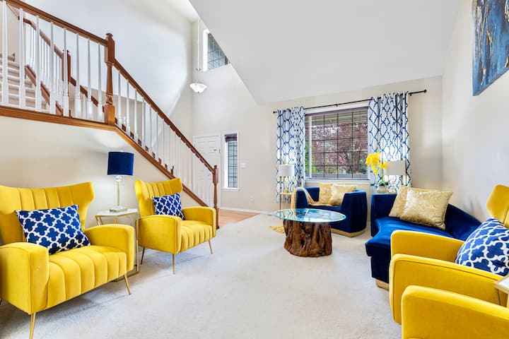 Ev2: Central To Boeing And Mill Creek- 5br - Everett, WA
