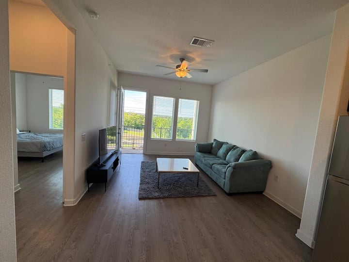 1br W/wifi & Kitchen & Laundry | Leander Austin - Leander, TX