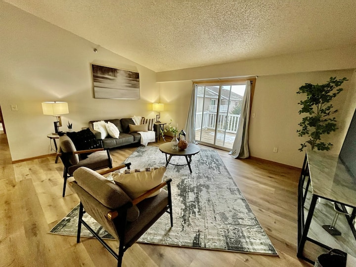 Mckenzie Lofts - Bismarck, ND