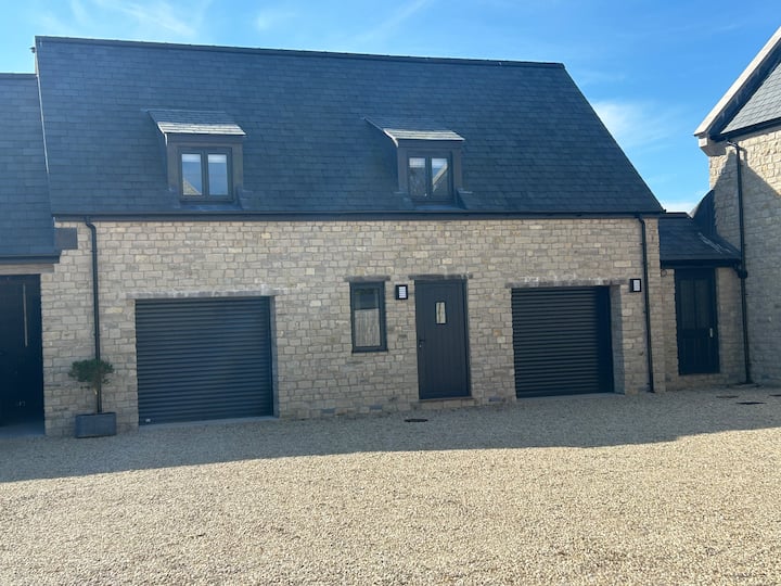 Cute Coach House Apartment - Yeovil
