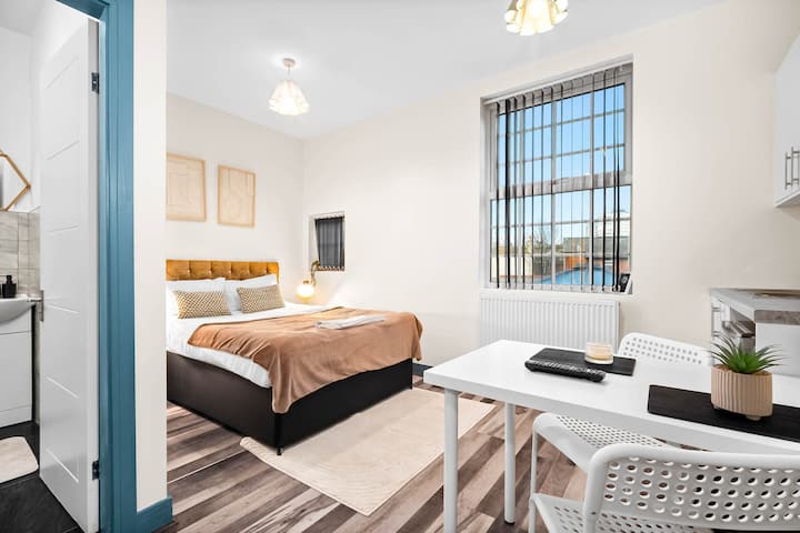 Modern City Centre Stay Near Broad Street & Arena - Birmingham