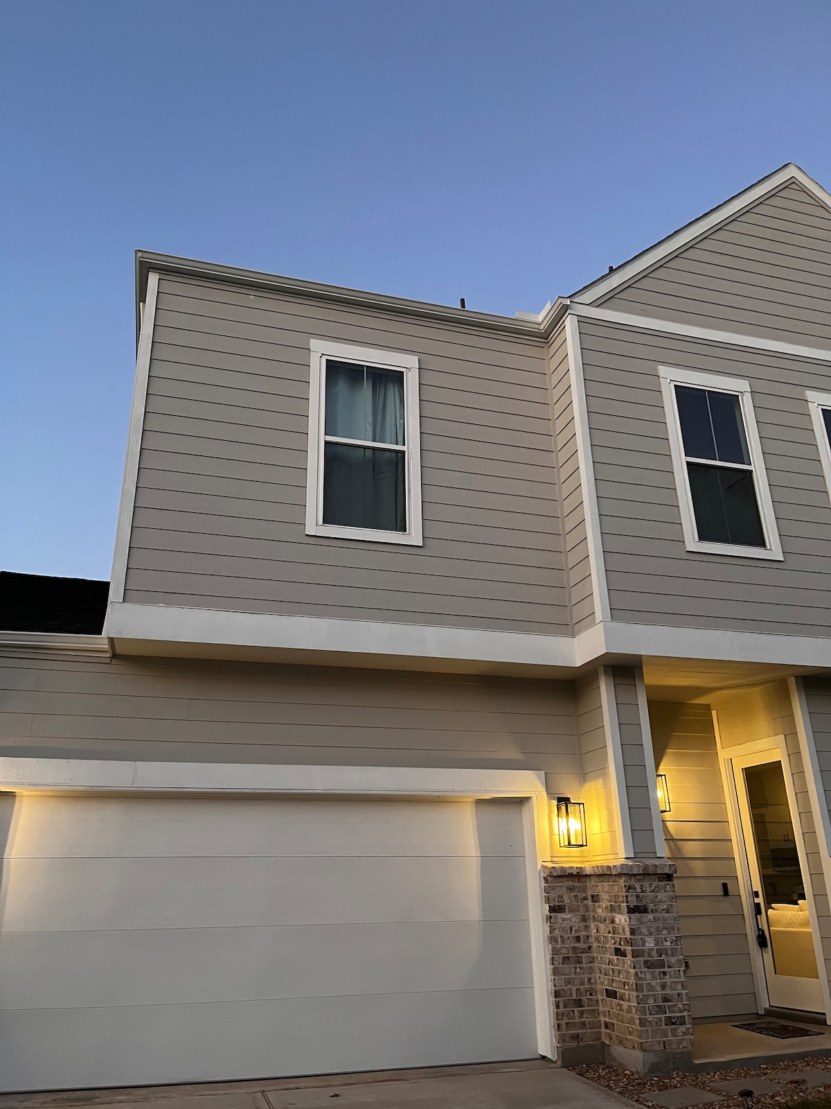 Retraite familiale de luxe • Nouveau logement près du centre-ville ...