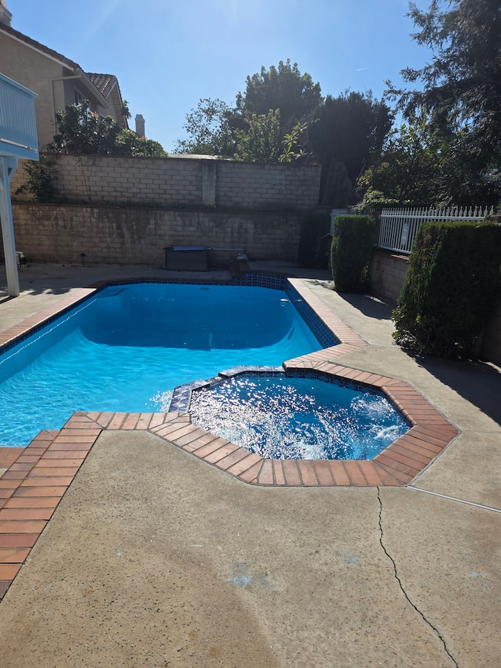 Stunning Retreat-huge Yard- 25 Min To Disneyland - West Covina, CA