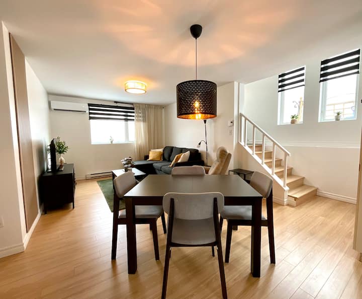 Le Wilson - Lit King
Lumineux - Parfaitement Situé - Saguenay