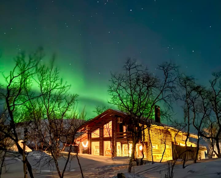 Chase The Northern Lights - Log Cabin In Lapland - Lapland