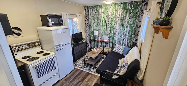 Tiny Home - Kam Lake - Yellowknife