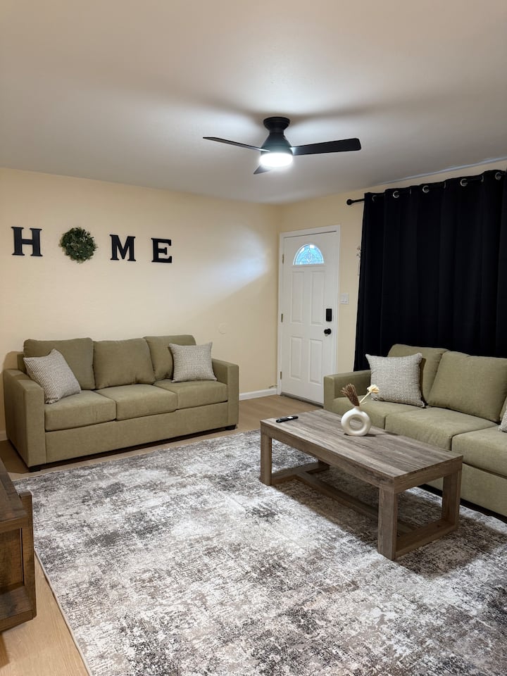 Fantastic 2 Bedroom Apartment! - Concord, CA