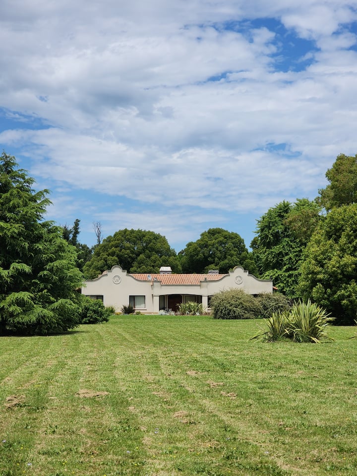 Casa De Campo "La Tranquera" - Argentina