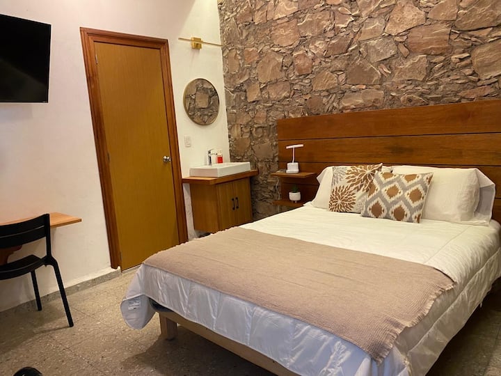 Casa En El Centro Histórico De Querétaro - Querétaro
