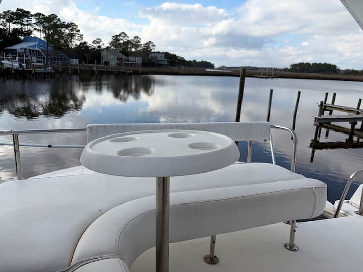 Unique Waterfront Boat Stay • Ocean Springs - Misisipi