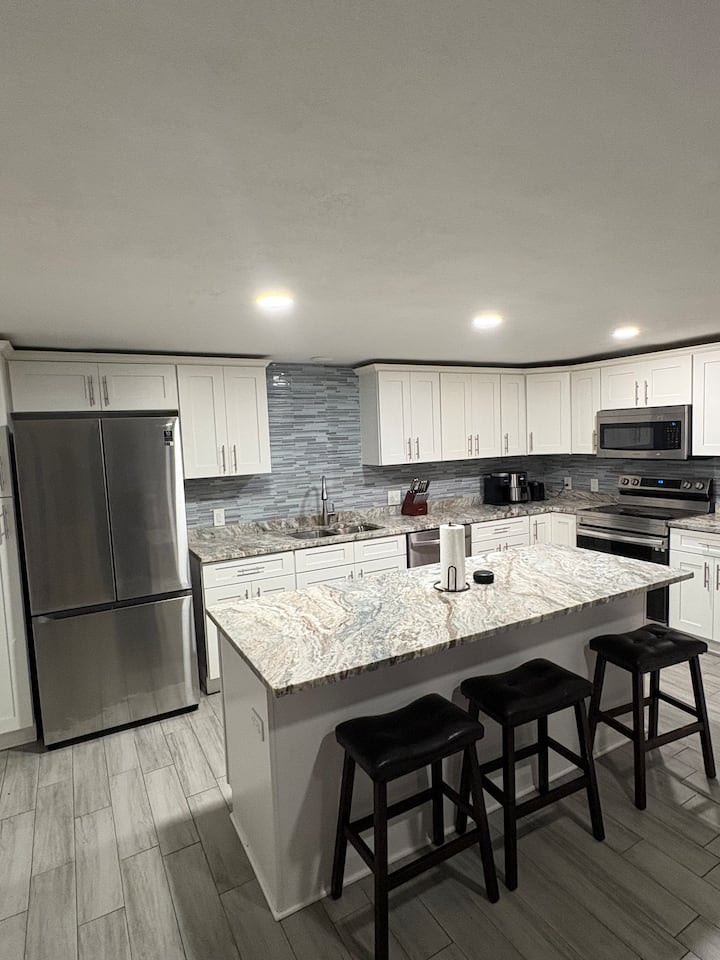 Modern St. Pete Retreat | Game Room | Near Beaches - St. Petersburg, FL