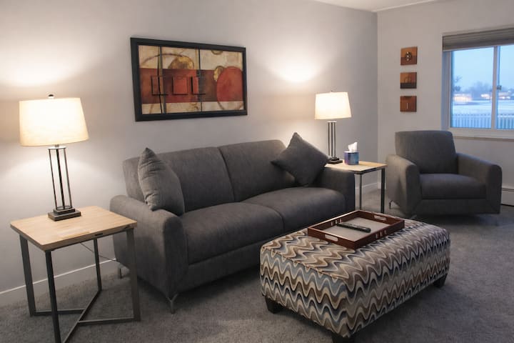 Prime Location Near Anschutz | 2br 1ba - オーロラ, CO